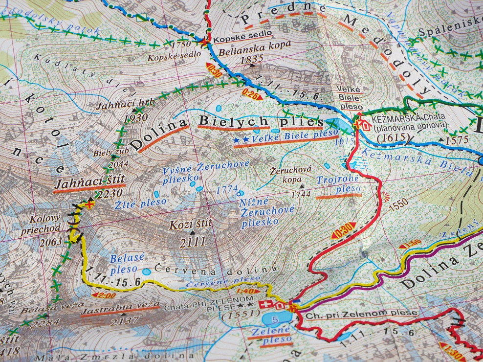 Recenzia: Vysoké Tatry – podrobná mapa 1 : 25 000 | HIKING.SK